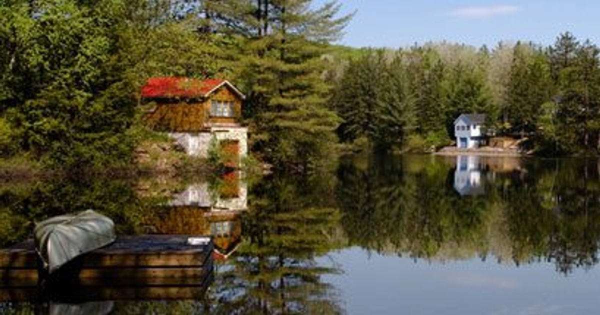 Cottage sales perk up just in time for some feel-good real estate ...