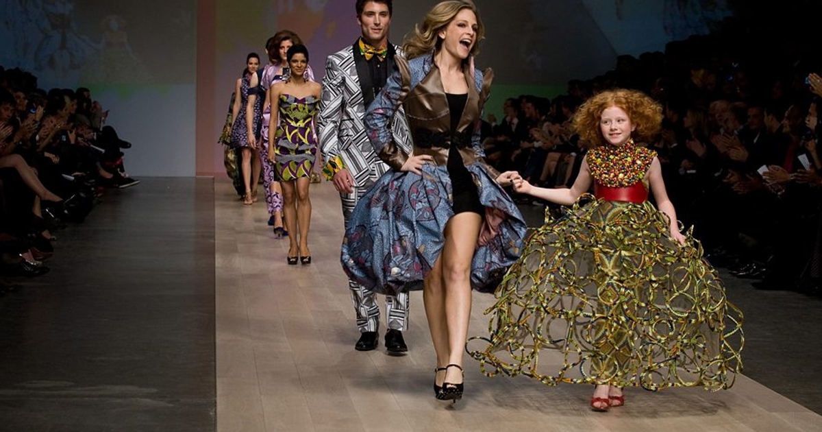 Robin Kay gives props to George Smitherman at Dare to Wear Love gala ...