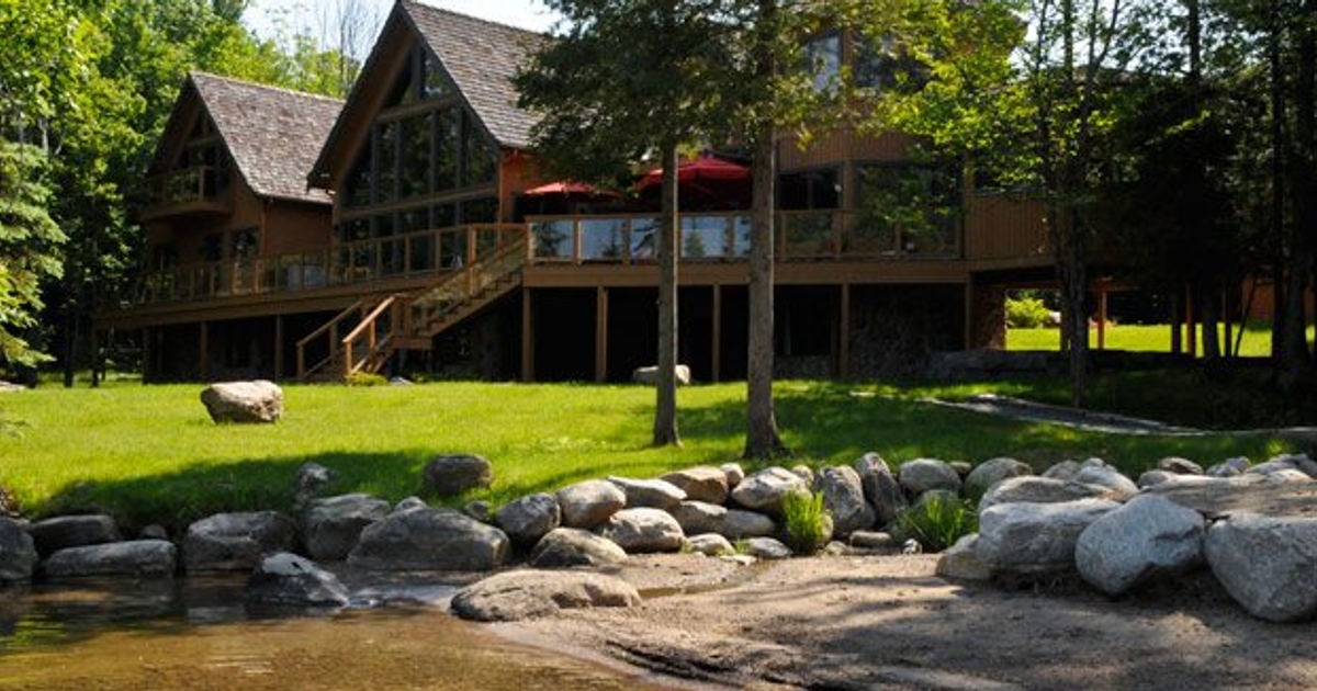 Cottage of the Week: $5 million for a giant lakeside property - Toronto ...