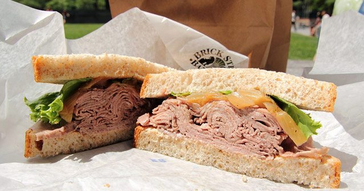 Weekly Lunch Pick: a classic roast beef sandwich in the Path - Toronto Life
