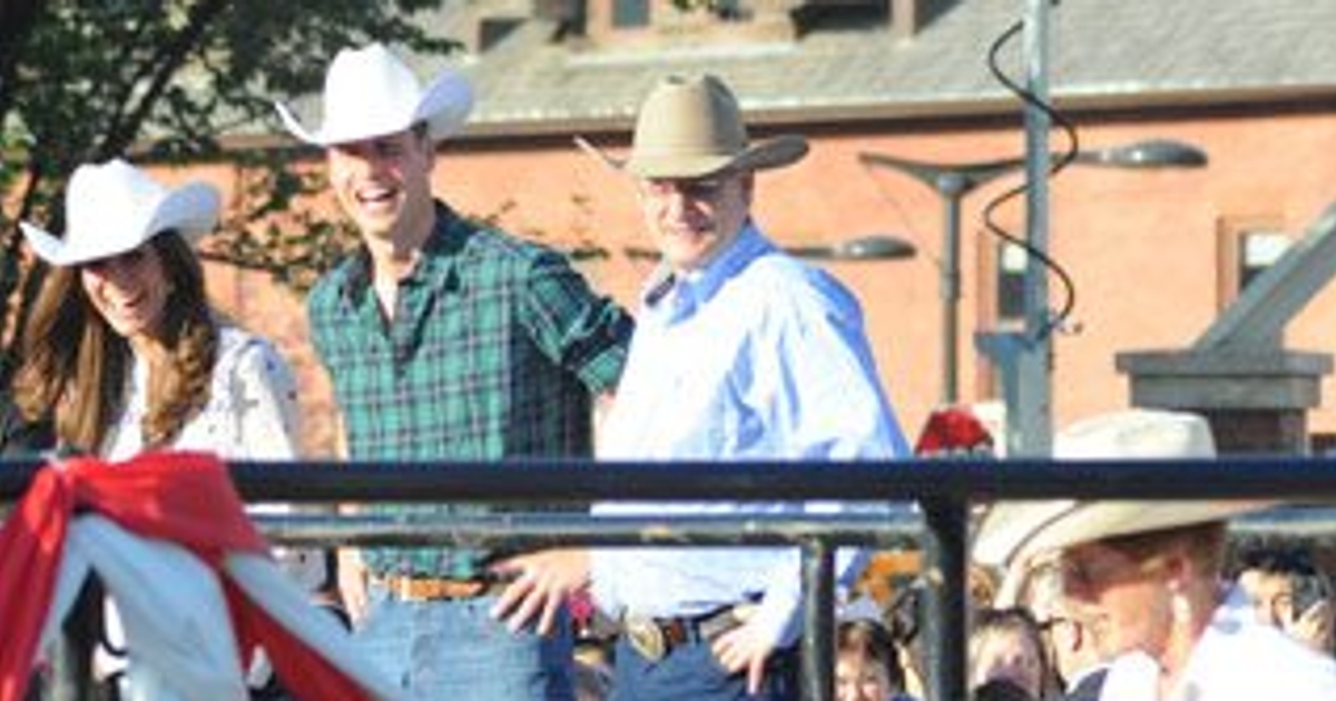 Harper heralds end of Liberal era of Canadian politcs; Joe Comartin ...