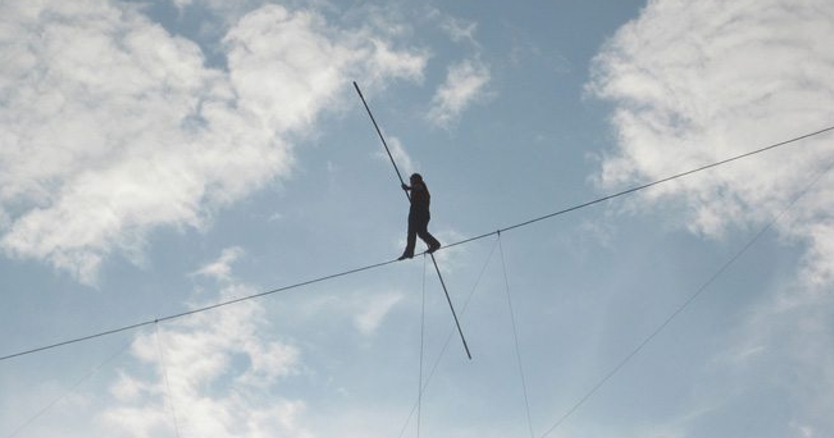 Stunt artist gets the green light to walk across Niagara Falls on a ...