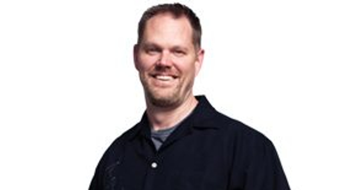 Q&A: Ripley’s shark wrangler Andy Dehart on staring down a great white ...
