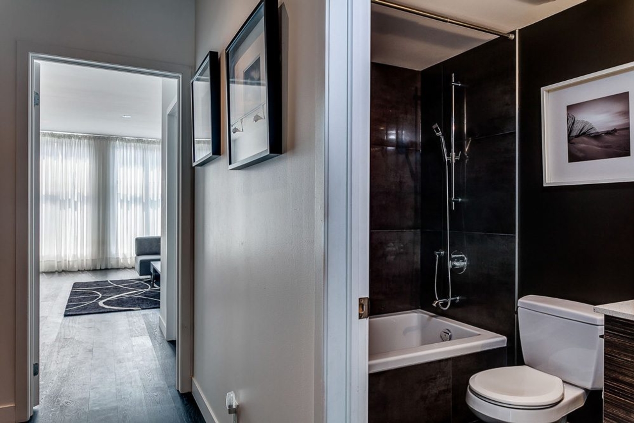 Condo of the Week: $1.3 million for a Moss Park townhouse with ...