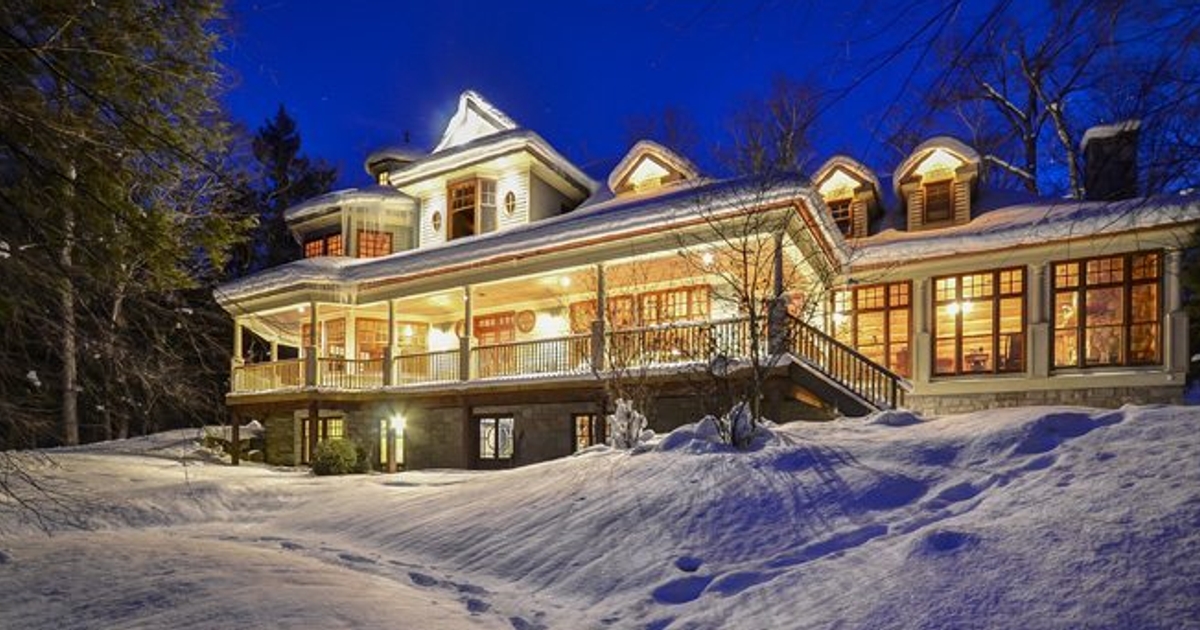 Cottage of the Week: $2.5 million for a Lake of Bays cottage with a ...