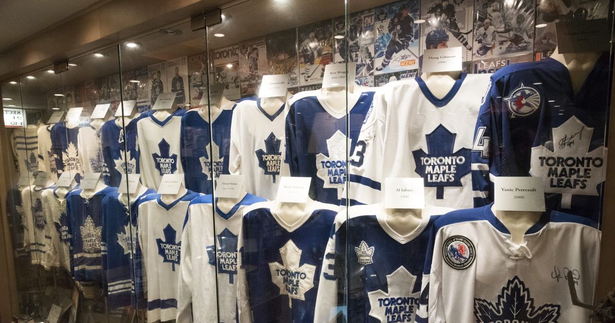 A look inside Forest Hill's secret basement Toronto Maple Leafs museum ...