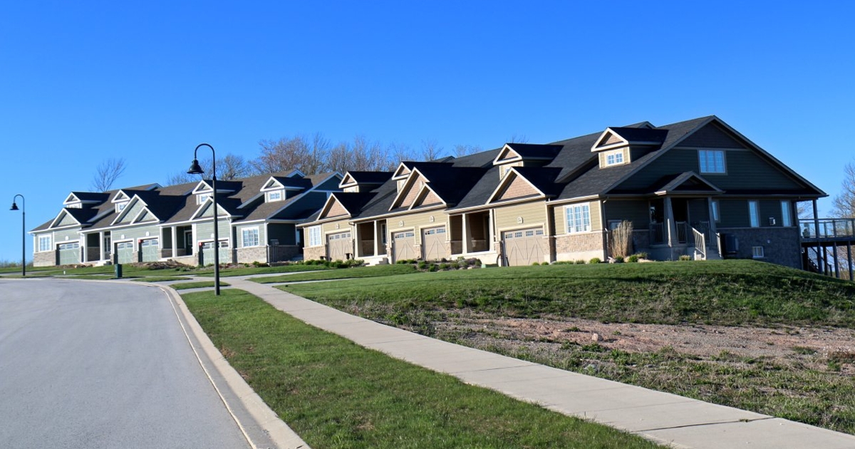 A look inside one of cottage country's new condo communities - Toronto Life