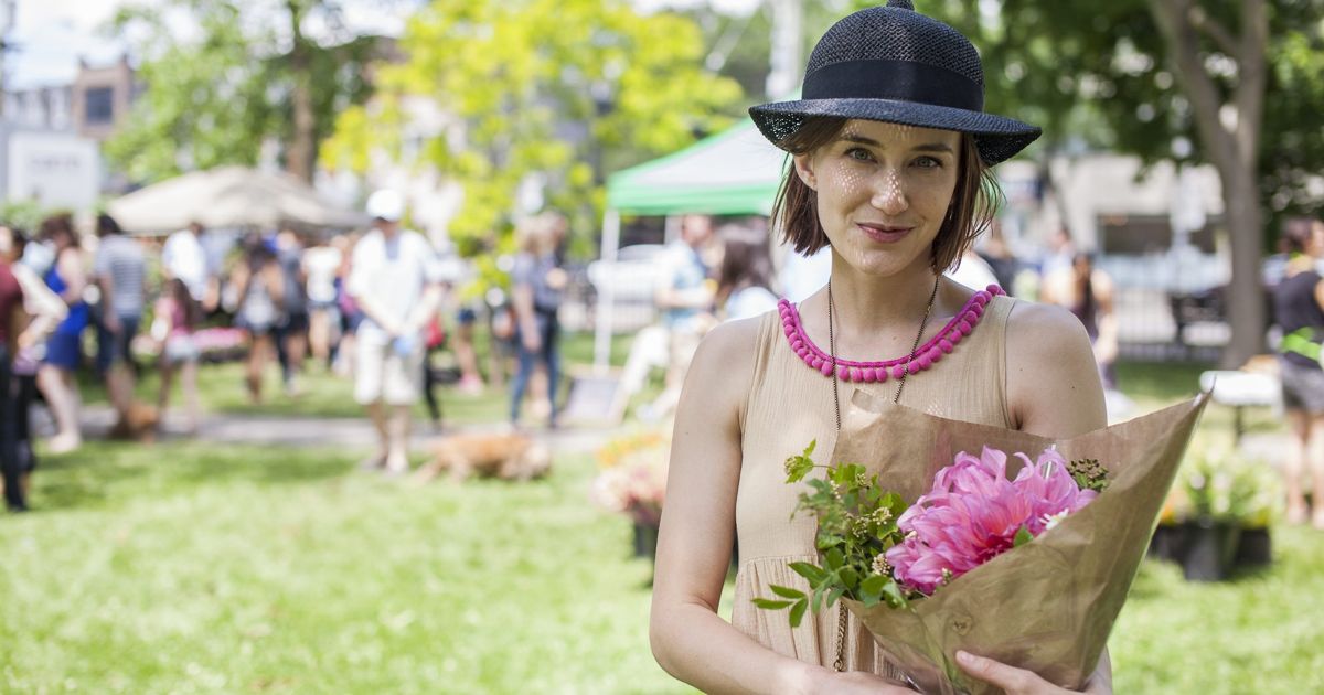 Street Style: Toronto Flower Market on Queen West - Toronto Life