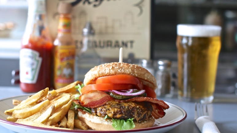 Skyline Restaurant - Toronto Life