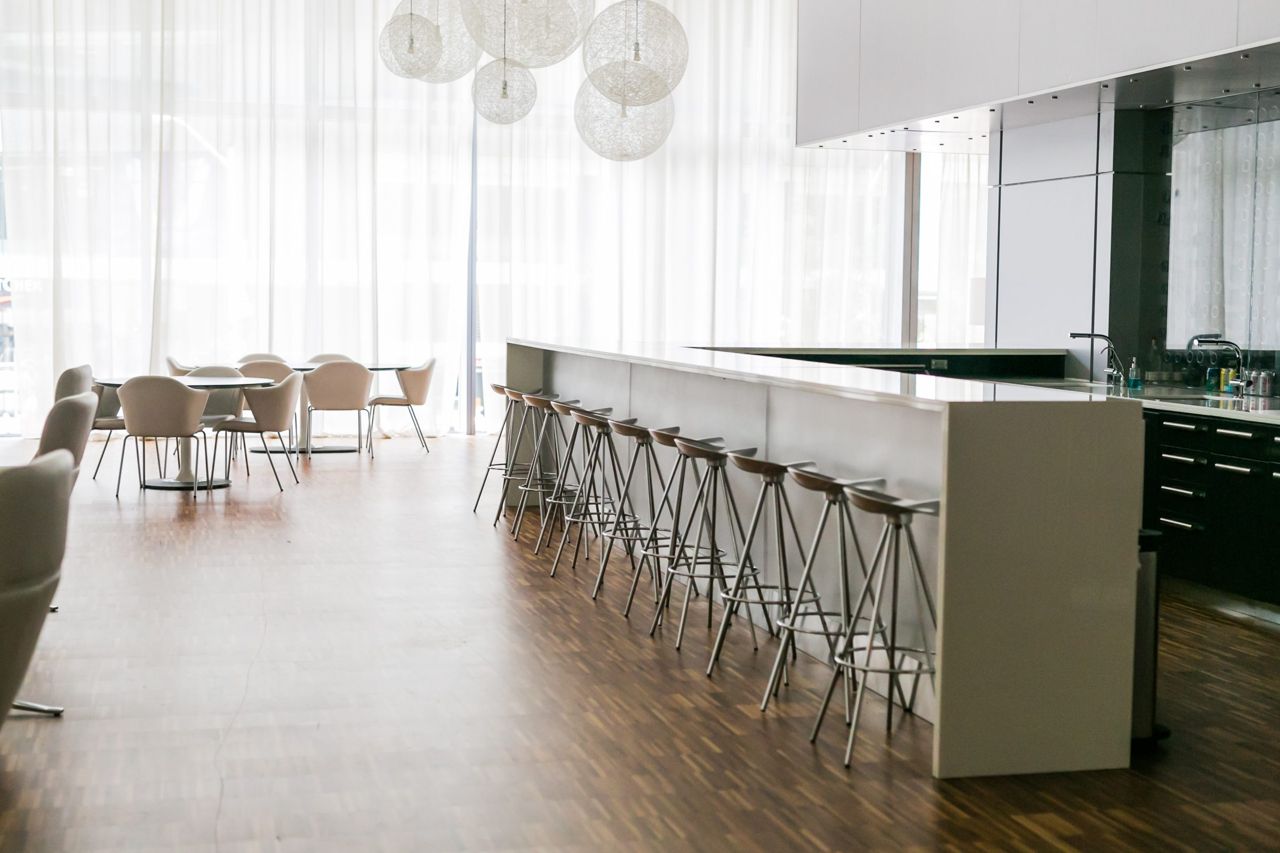 Inside Telus's enormous, 21-floor office, with three whole storeys ...