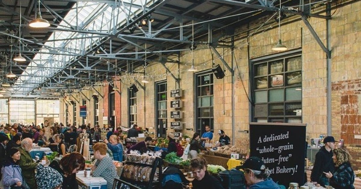 Here's what you can buy at 15 of Toronto's best farmers' markets ...