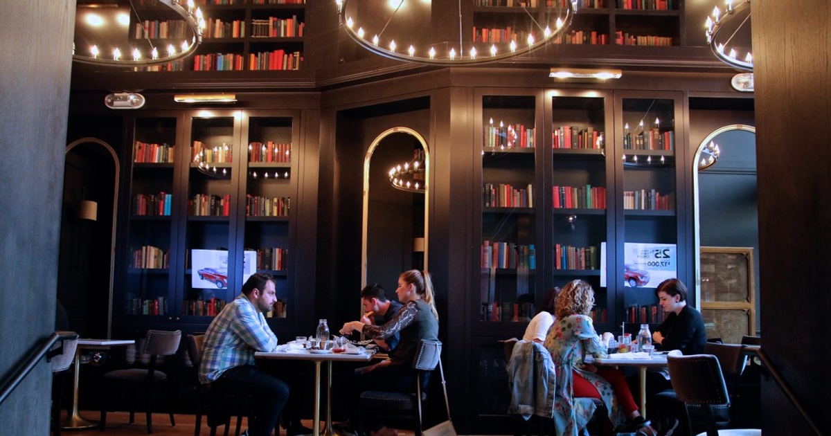 What's on the menu at the Anne Boleyn, a shiny new English pub in the ...