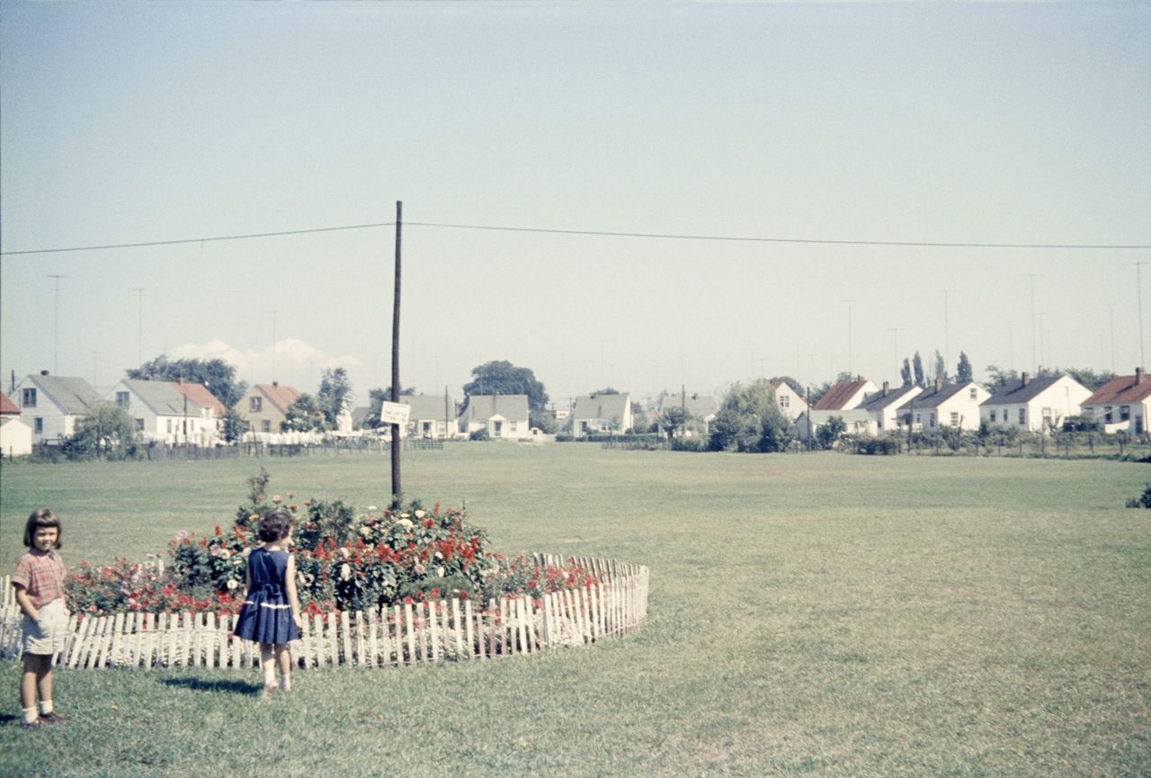 Seven fascinating photos that reveal what it was like to live in ...