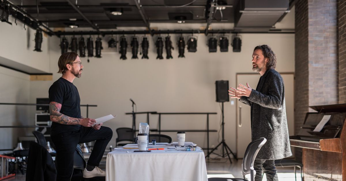 Q&A: Broken Social Scene front man Kevin Drew on his debut play, A&R ...