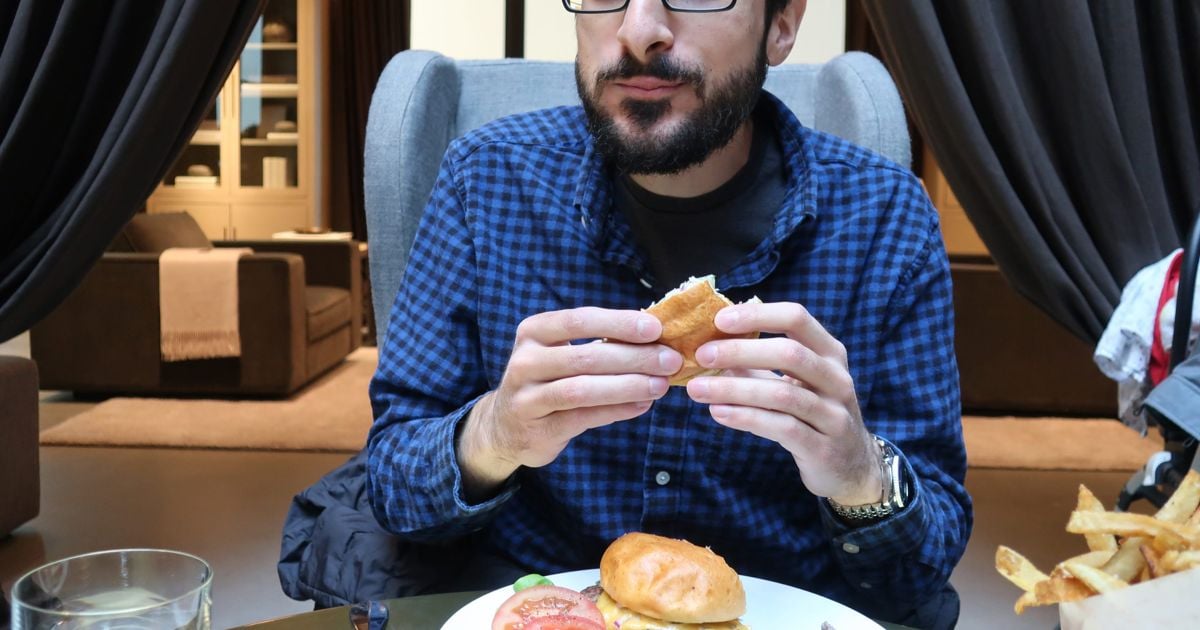 Toronto's top 10 burgers, according to a guy who has tried 187 of them ...
