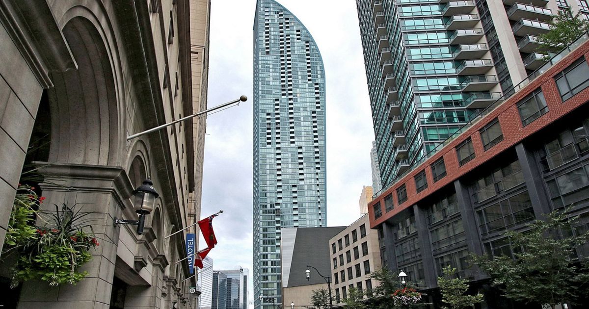 Rental of the Week: $3,300 per month to live in a Daniel Libeskind–designed tower near Union ...