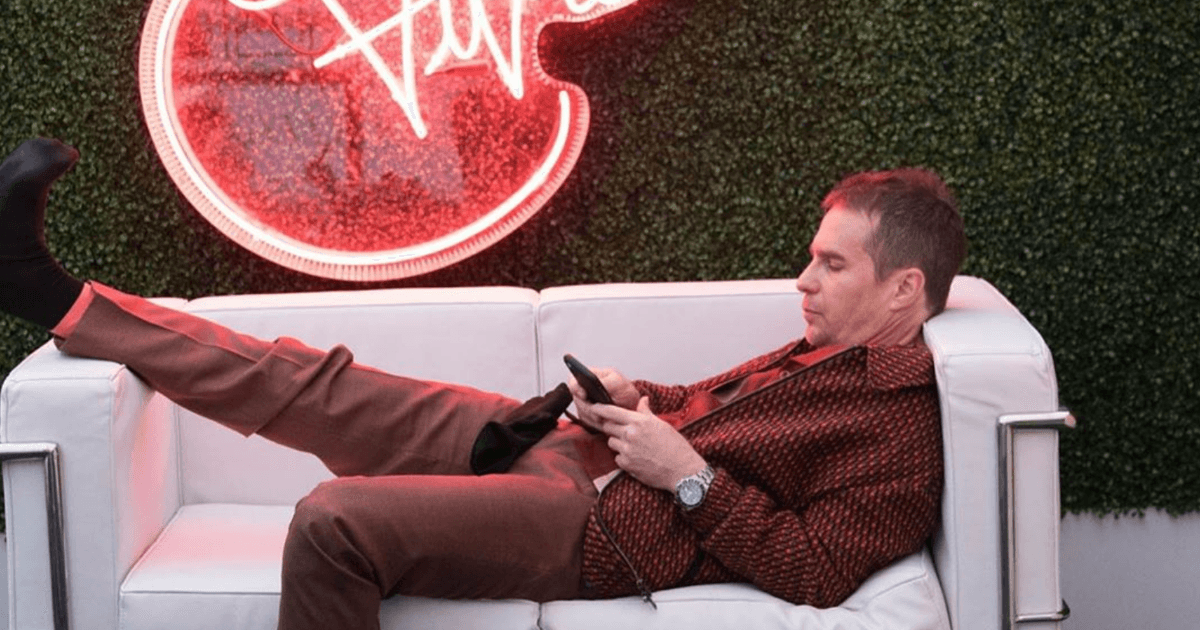 Spotted at TIFF: Charlie Hunnam wears a Hawaiian shirt and Sam Rockwell ...