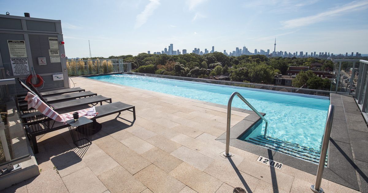 Condo swimming spots: An infinity pool with a view in midtown - Toronto ...