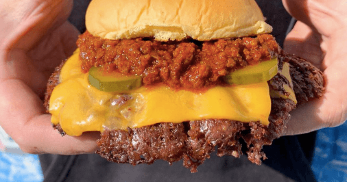 Where to get to-go smash burgers, sub sandwiches and empanadas in ...