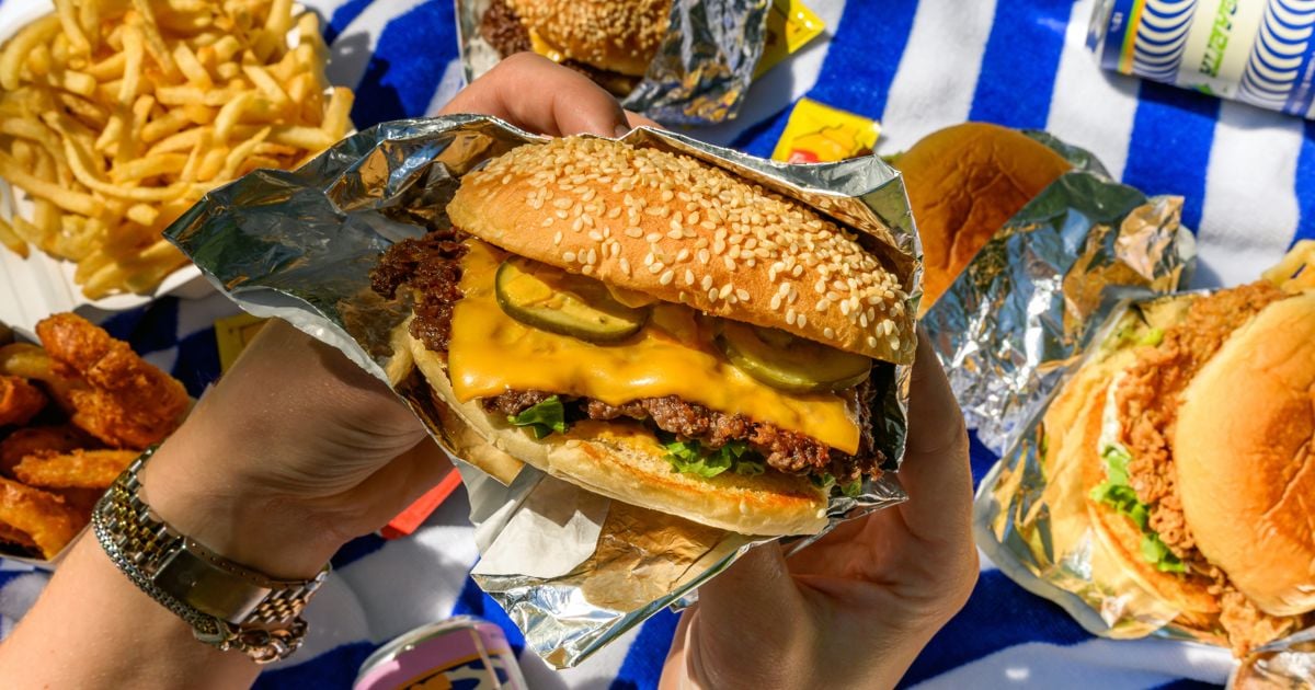 What's on the menu at GG's Burgers, a retro-inspired diner at Woodbine ...