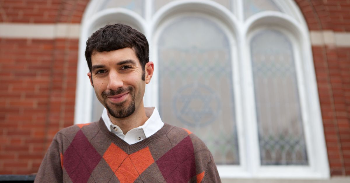 "We set up our synagogue in the park wading pool": This rabbi held in ...