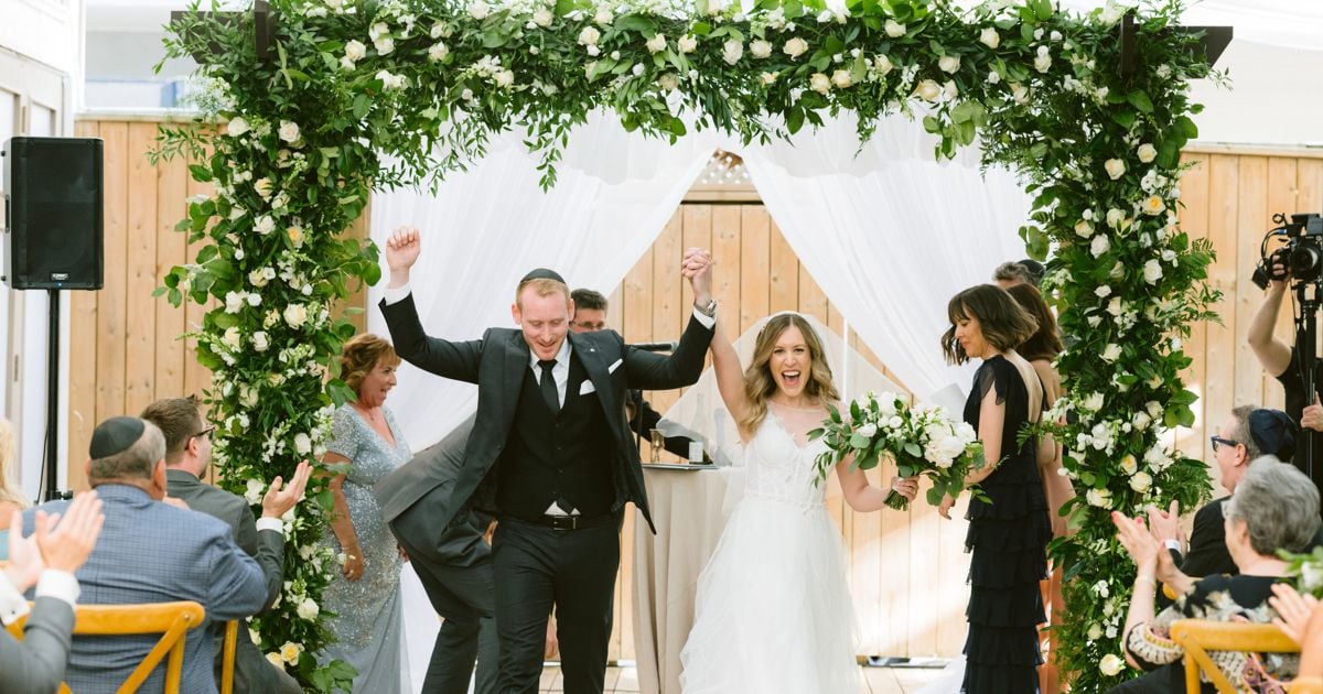 "There wasn't a dry eye the whole night": This couple finally got ...