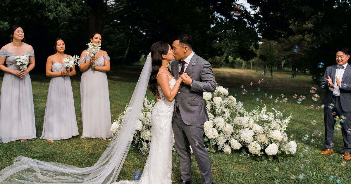 Real weddings: Inside a ceremony at a Niagara orchard - Toronto Life