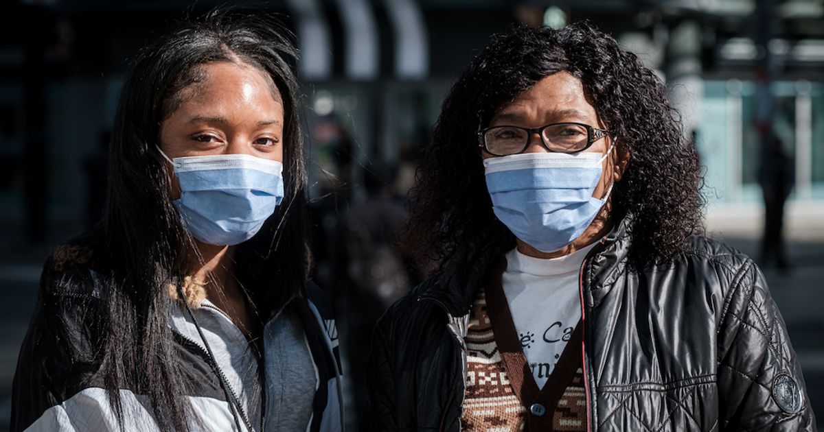 “What’s the big deal?”: Why these Torontonians will continue wearing ...