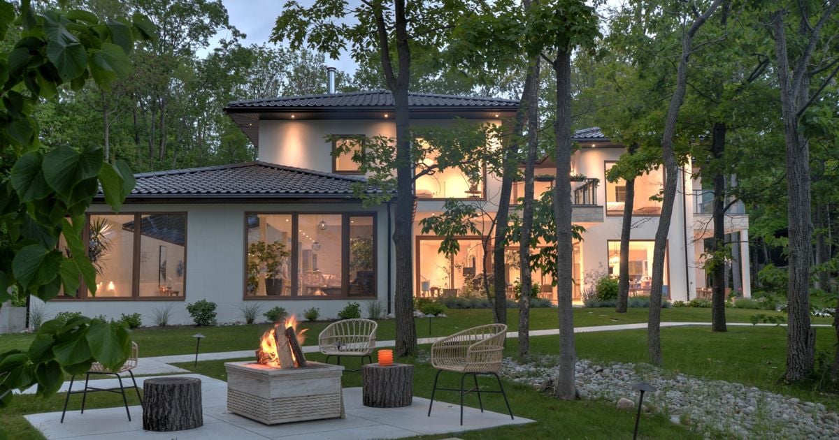 Cottage of the Week: $10 million for a Mediterranean-inspired "cottage ...