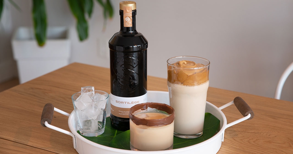 Cozy up this autumn season with maple-flavoured cocktails - Toronto Life