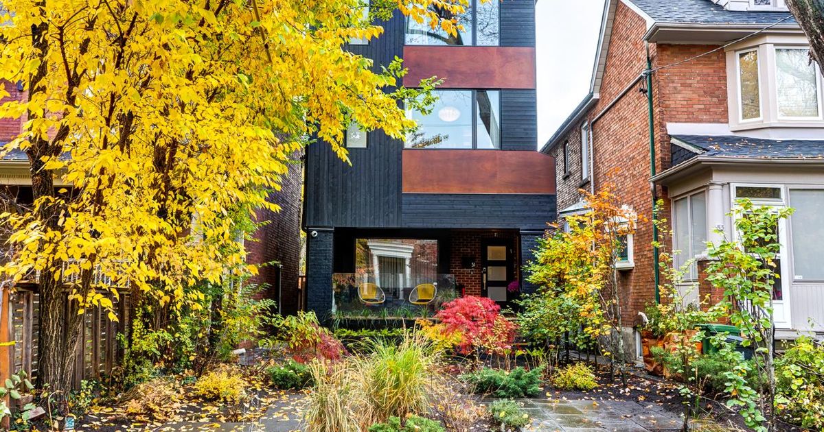 House of the Week: This $3.4-million Wychwood home with six bathrooms ...