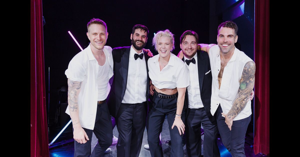 Real Weddings: Inside a raucous live concert–themed celebration ...