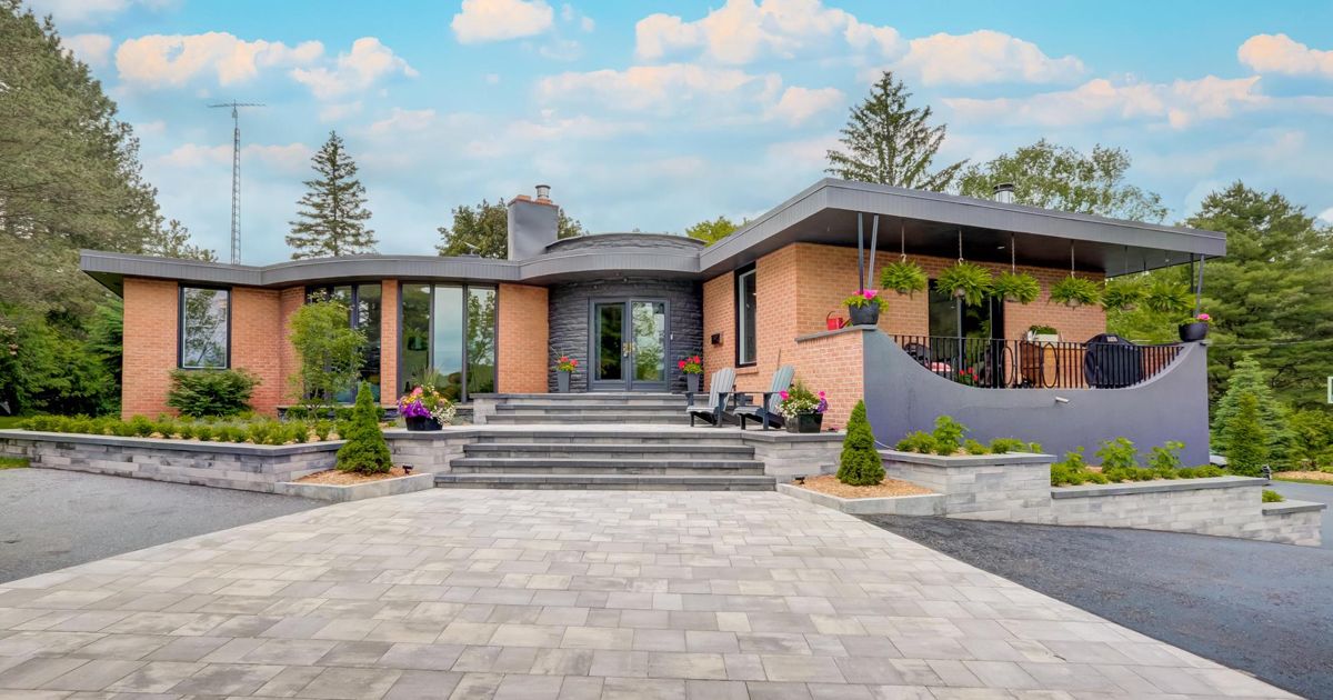 Cottage of the Week: $2.5 million for a Renaissance-inspired Caledon ...