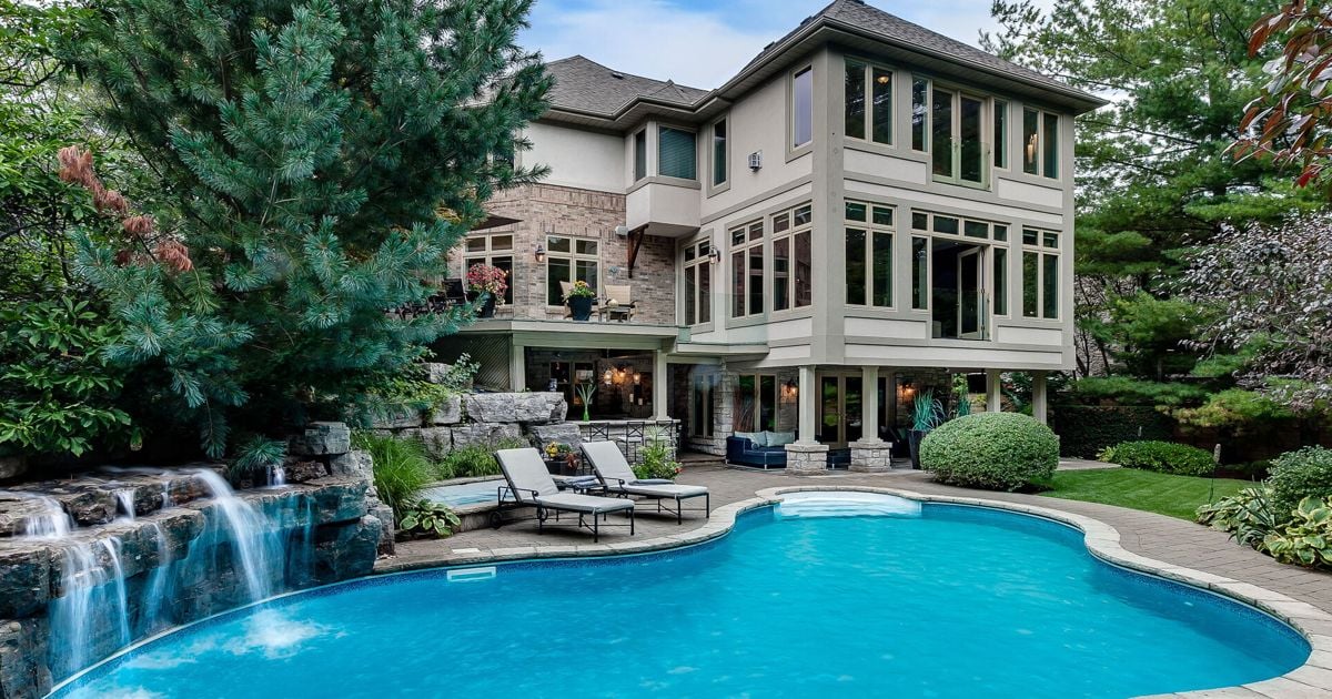 Surreal Estate: $7.5 million to live in the Etobicoke home of a former ...