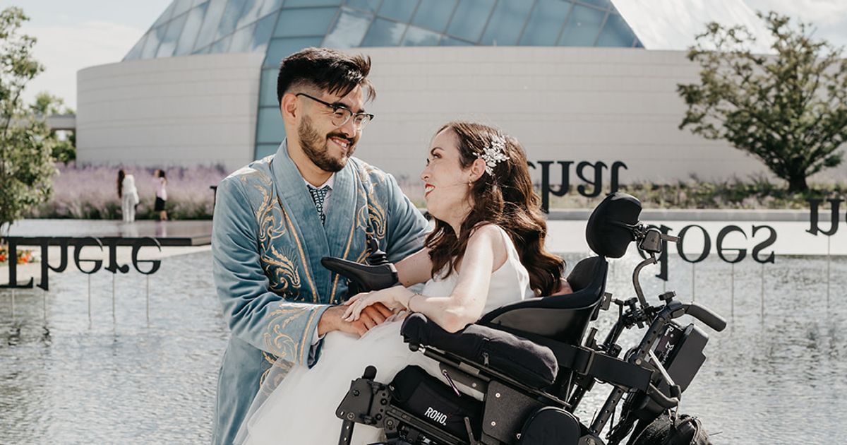 Real Weddings: Inside the two-ceremony celebration of a powerhockey ...