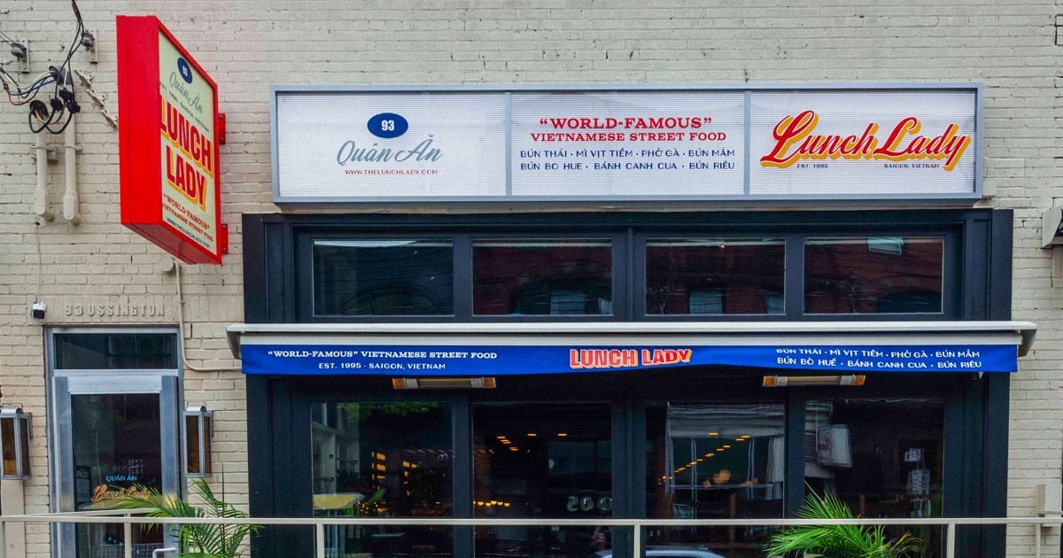 The Toronto location of Vietnam's Michelin-starred Lunch Lady is now ...