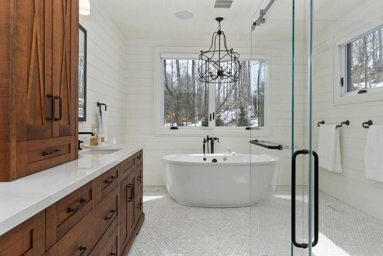$15.2 million for a Bala compound steps from a dark-sky preserve ...