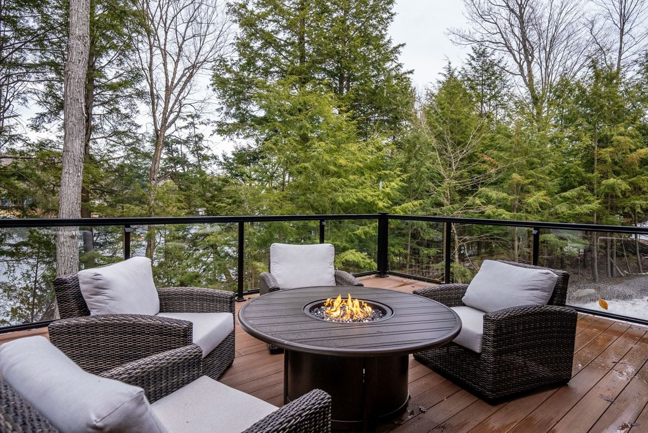 $15.2 million for a Bala compound steps from a dark-sky preserve ...