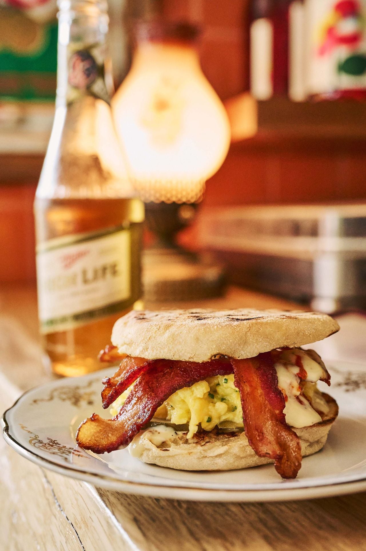 This adorable diner has moved into the old Grapefruit Moon space ...