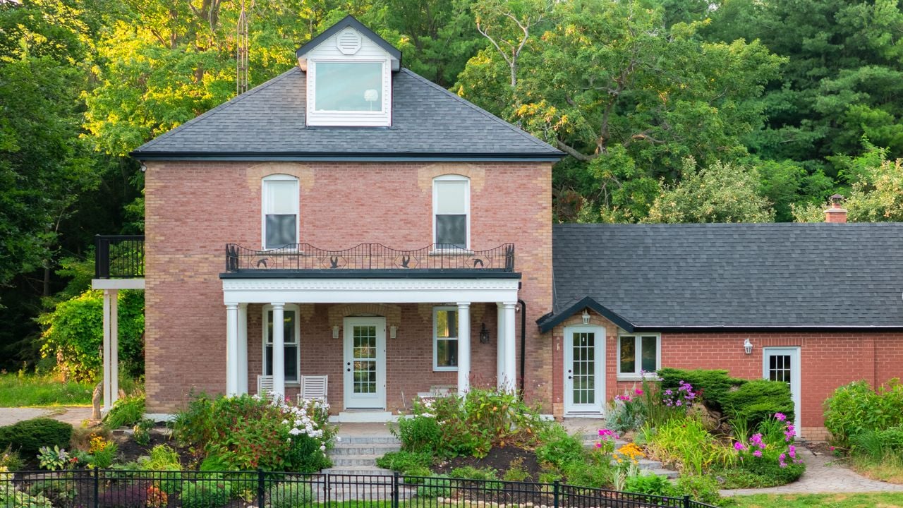 $4.5 million for a Mono estate with a lavender farm, horses and a ...