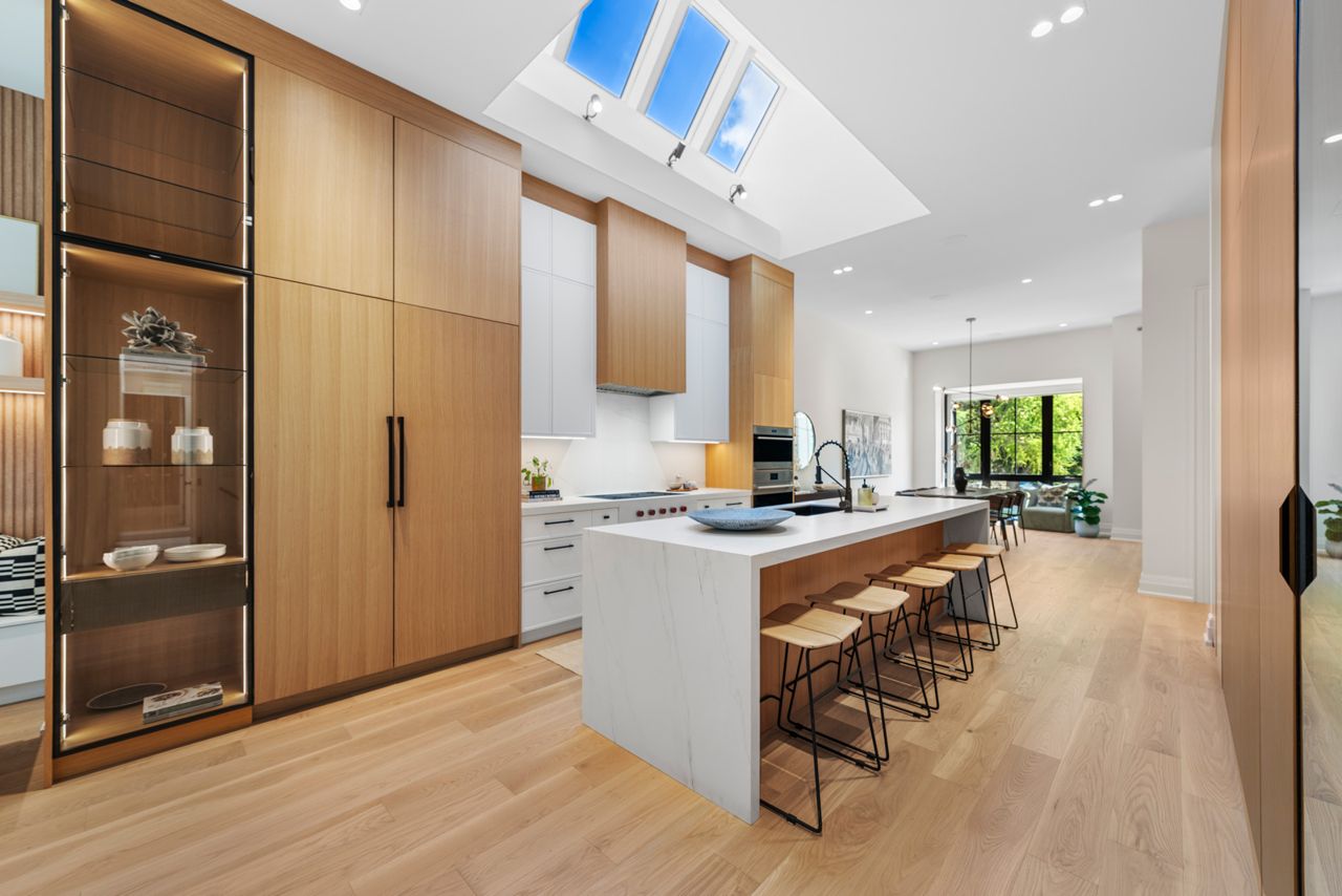 For Sale: 21 Glen Davis Cres - Toronto Life