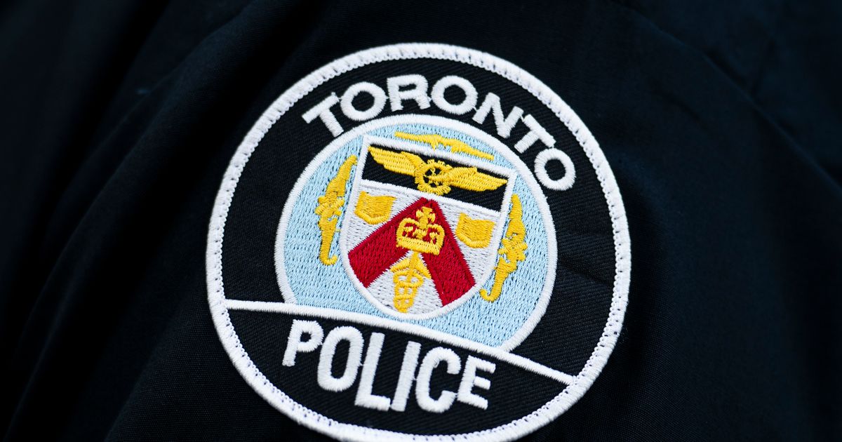 Toronto police will use AI to reduce wait times for non-emergency calls ...