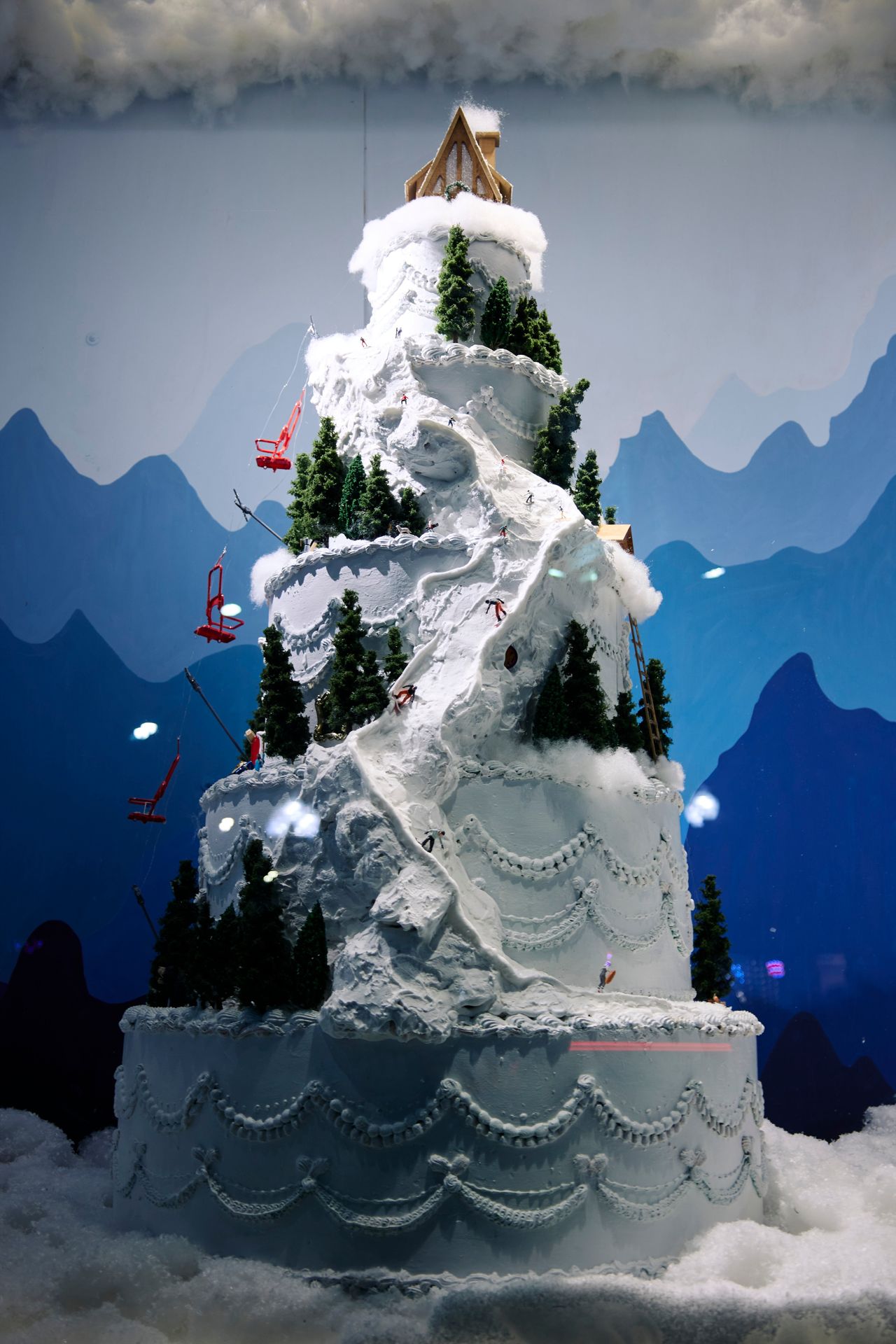 Tre Mari's adorable new window display is making winter feel less ...