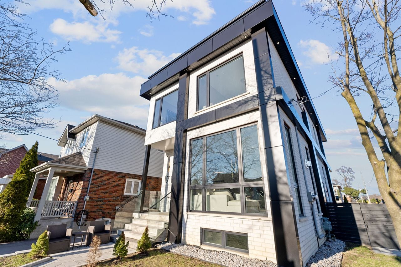 For Sale: 171 Durant Ave - Toronto Life