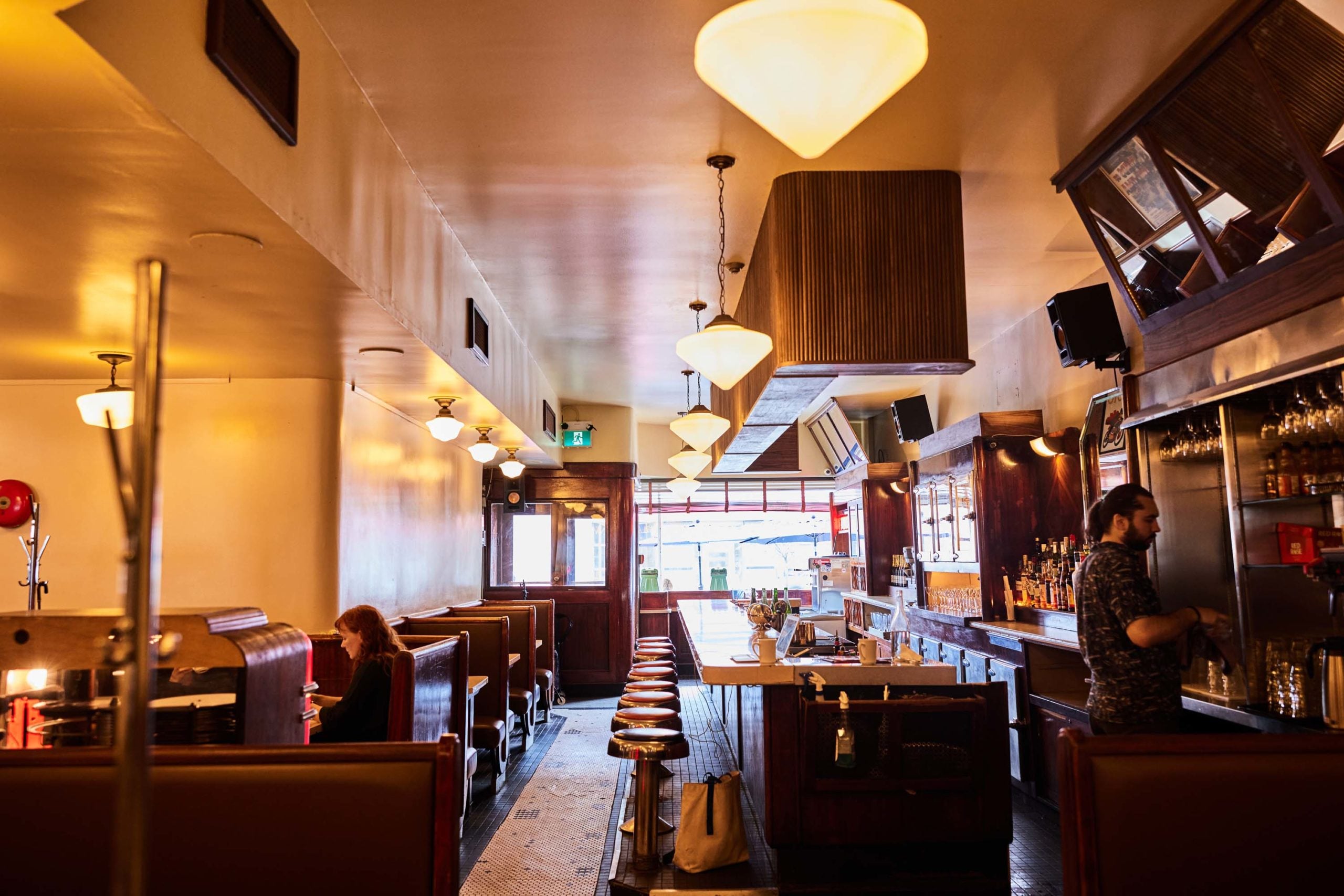 Lakeview Restaurant Lakeview Restaurant | Calderfields Hotel Golf